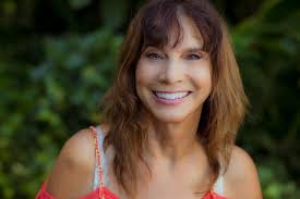 Julie Renee - Quantum Mind Training